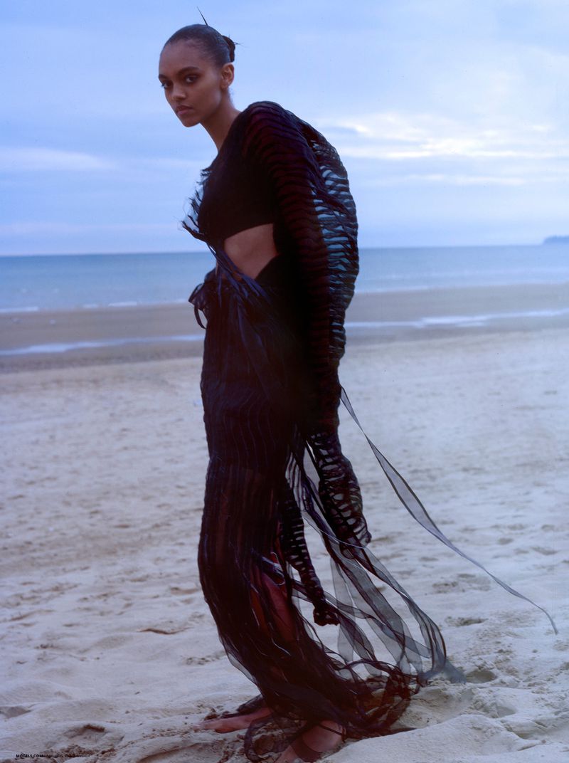 Model of the Week: A Stamped Breakout, Bebe Parnell is a McQueen ...