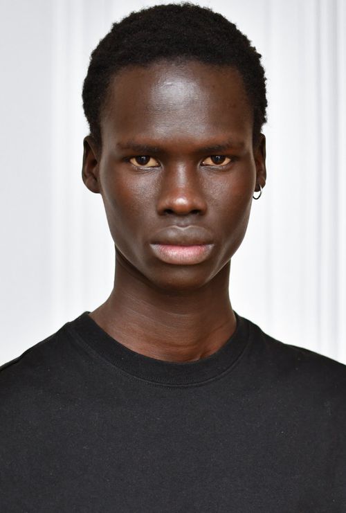 Maluit Tony - Model Profile - Photos & latest news