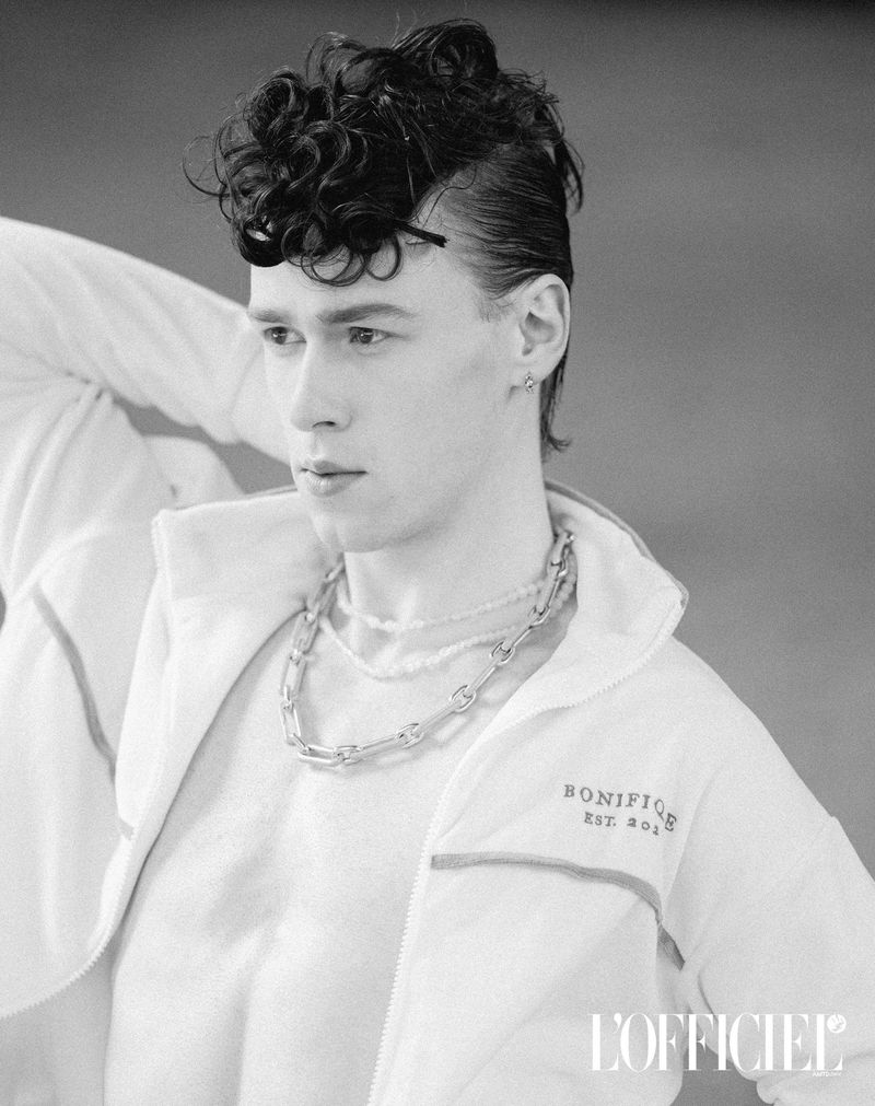 Breaking boundaries and limitations: fashion shoot by Flying Solo (L ...