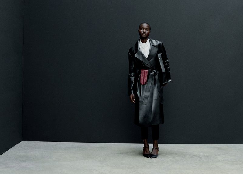 Mango Woman: Office Wear (Mango)