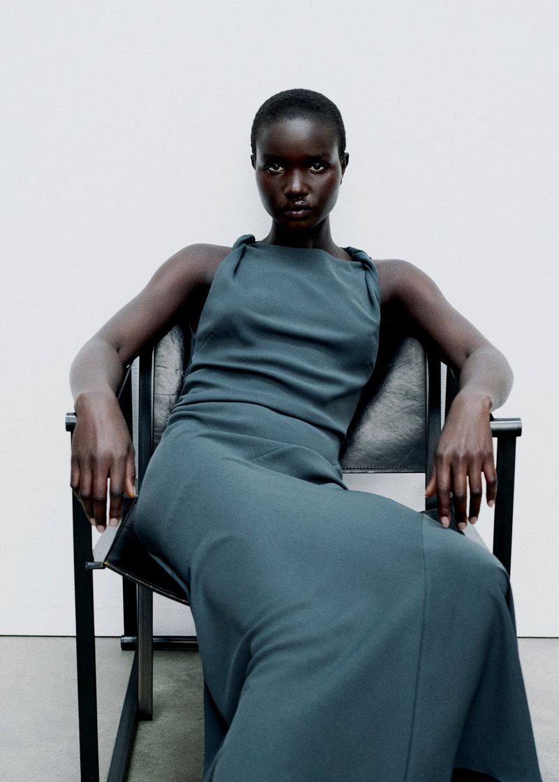 Mango Woman: Office Wear (Mango)