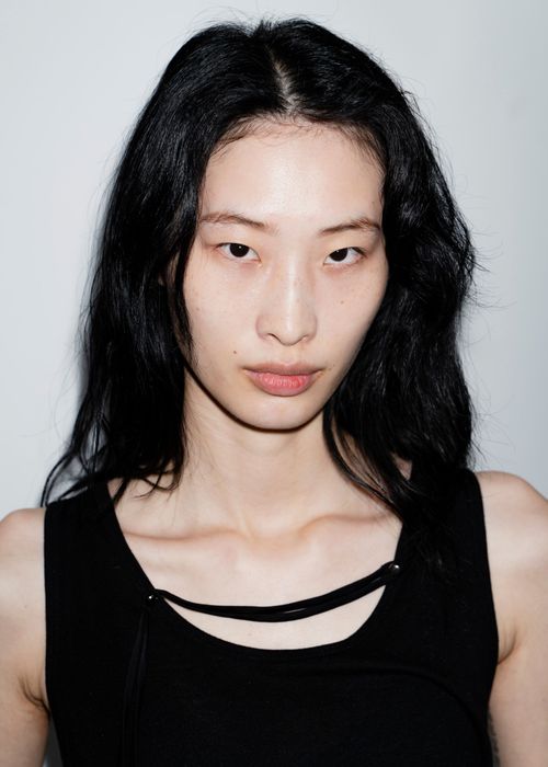 He Jing - Model Profile - Photos & latest news