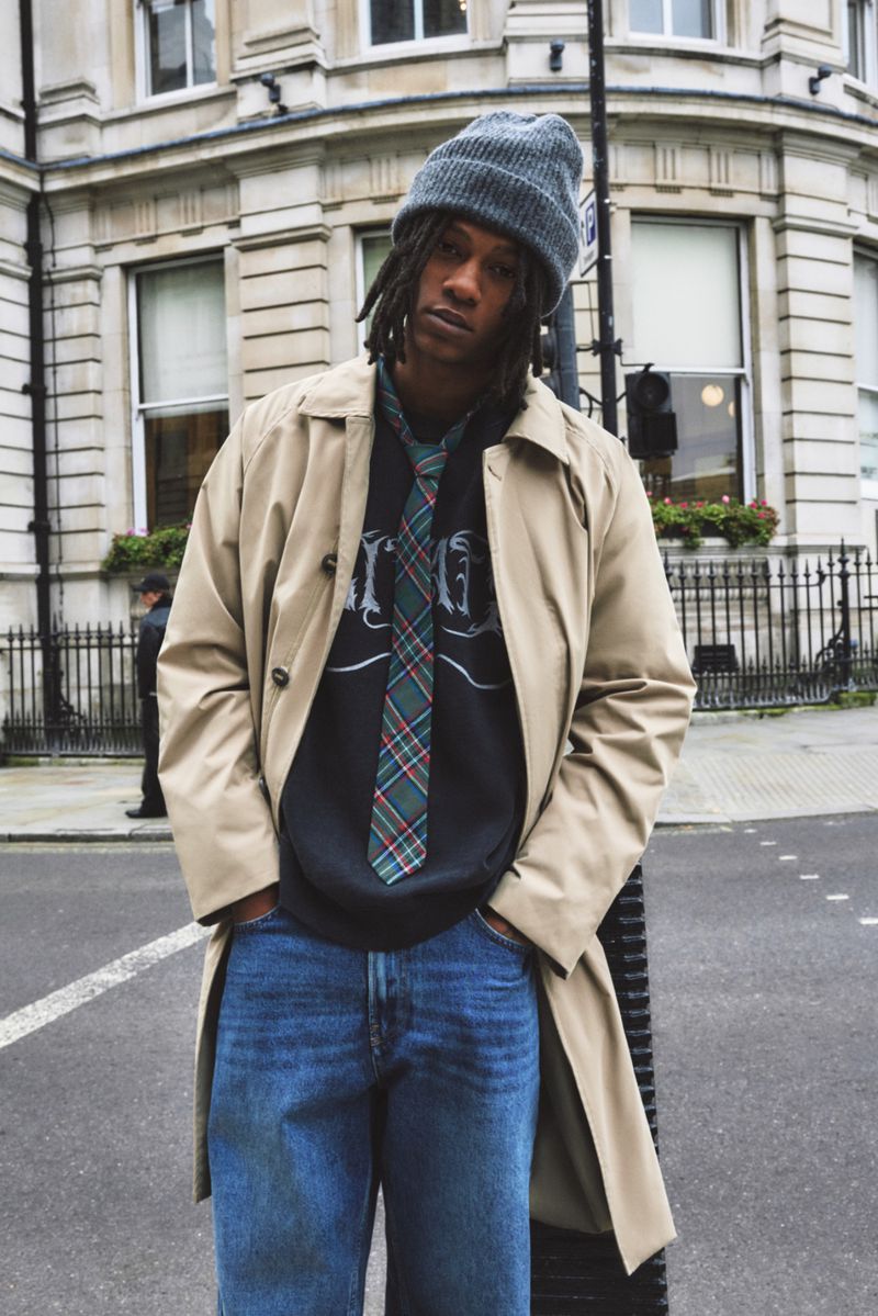 Distressed (Pull & Bear)