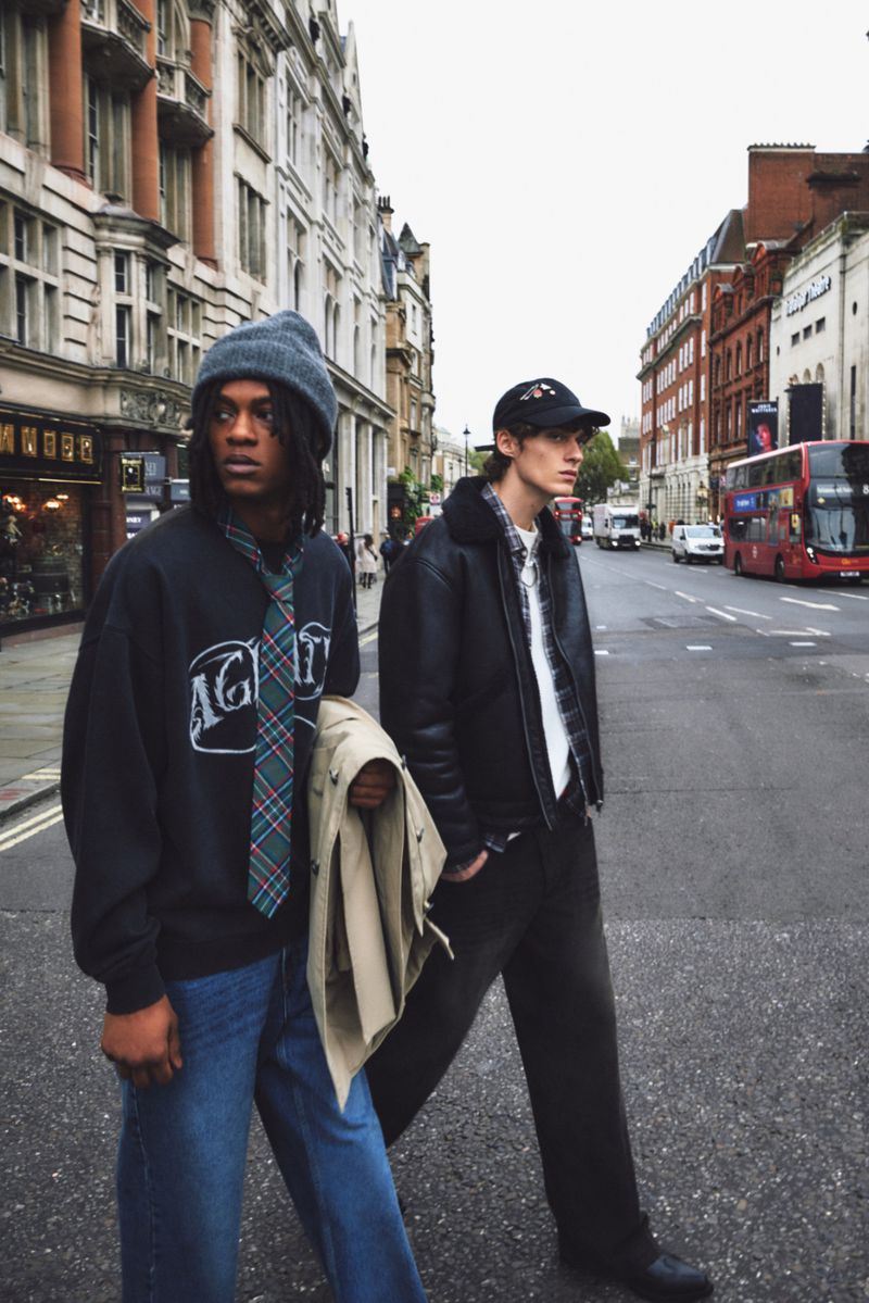 Distressed (Pull & Bear)
