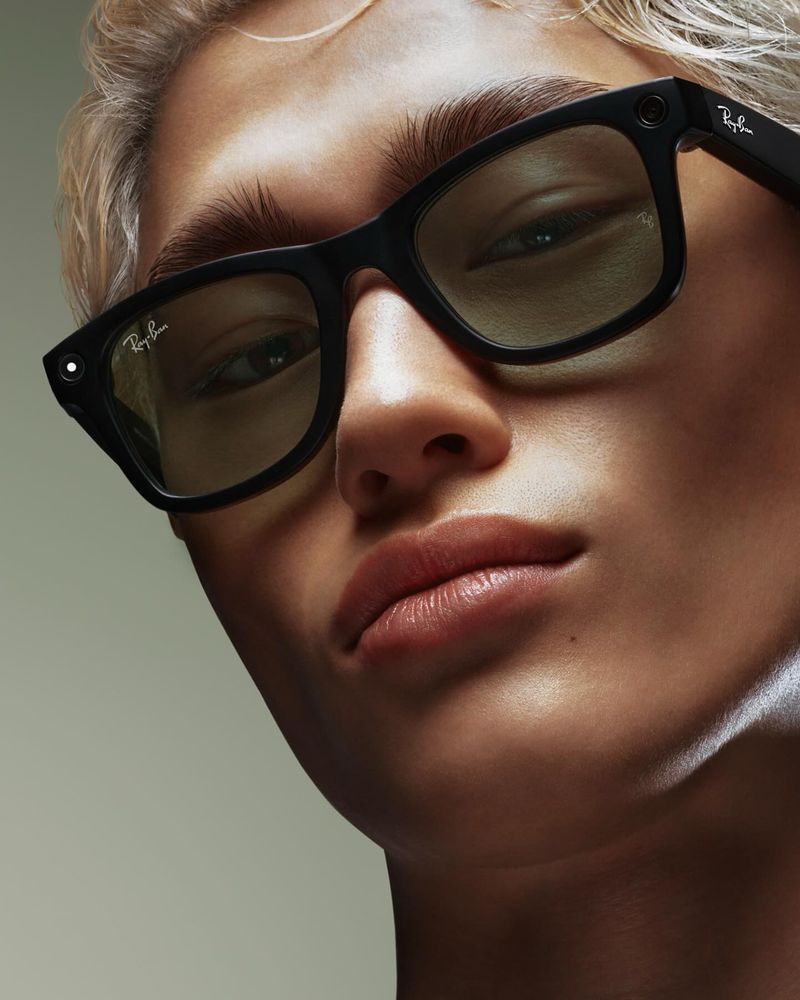 Ray-Ban Meta 2024 Holiday Campaign (Ray-Ban)