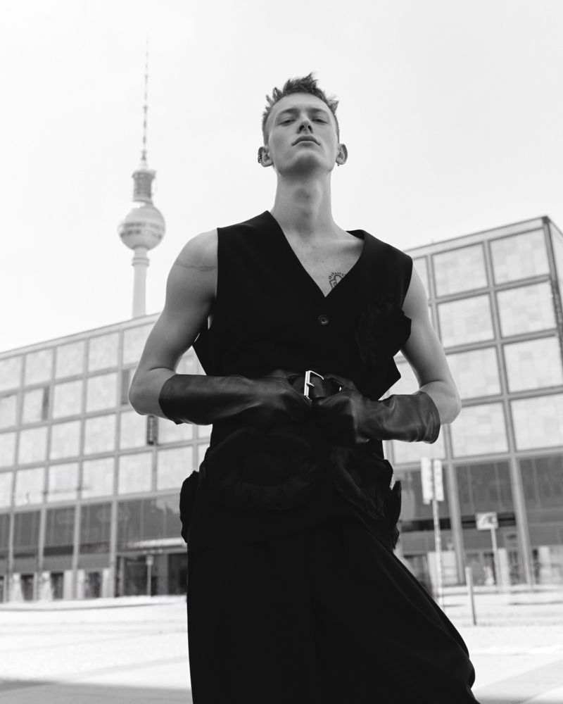 *De fato* eumestilo (GQ Portugal)