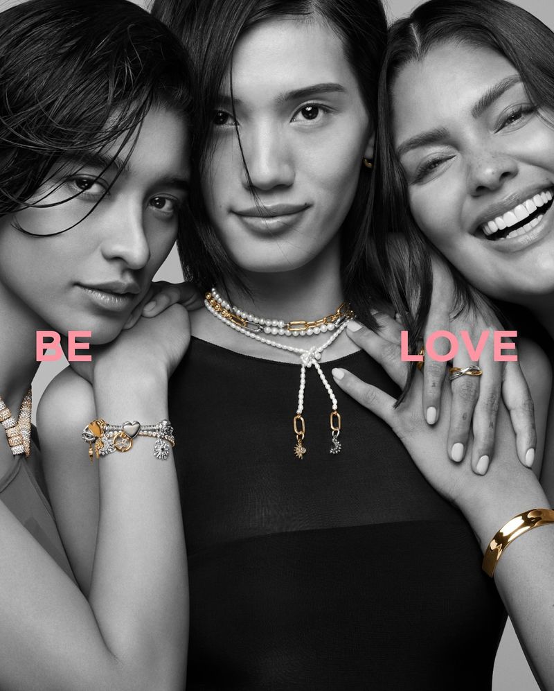 Pandora Holidays 2024 Campaign (Pandora )