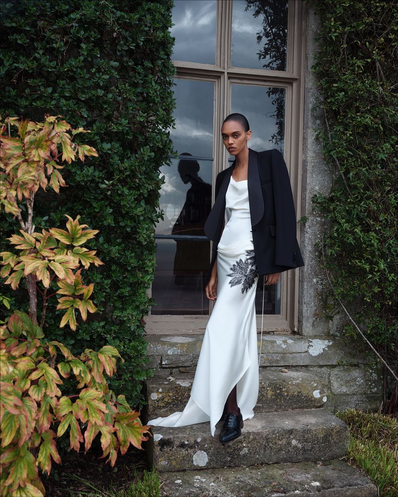 Victoria Beckham Holiday 2024 Campaign (Victoria Beckham)