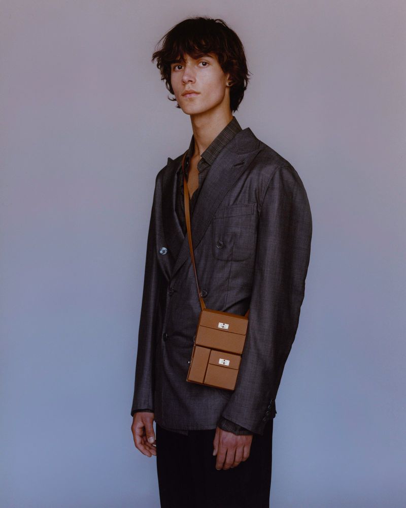 Hold on Tight (Manifesto Magazine)