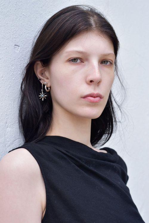 Dobi Mazurek - Model - Featured