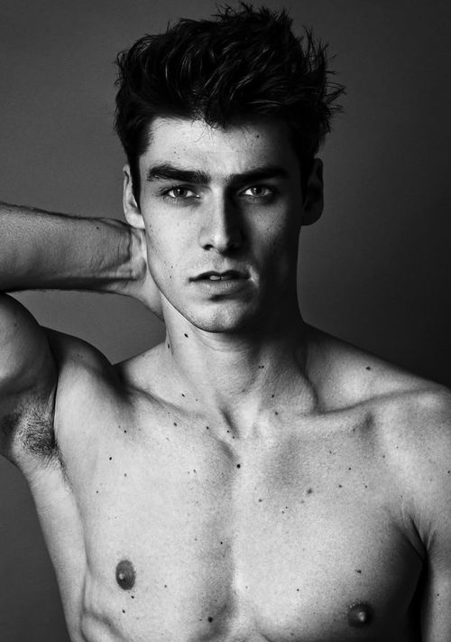 Rafael Miller - Model Profile - Photos & latest news