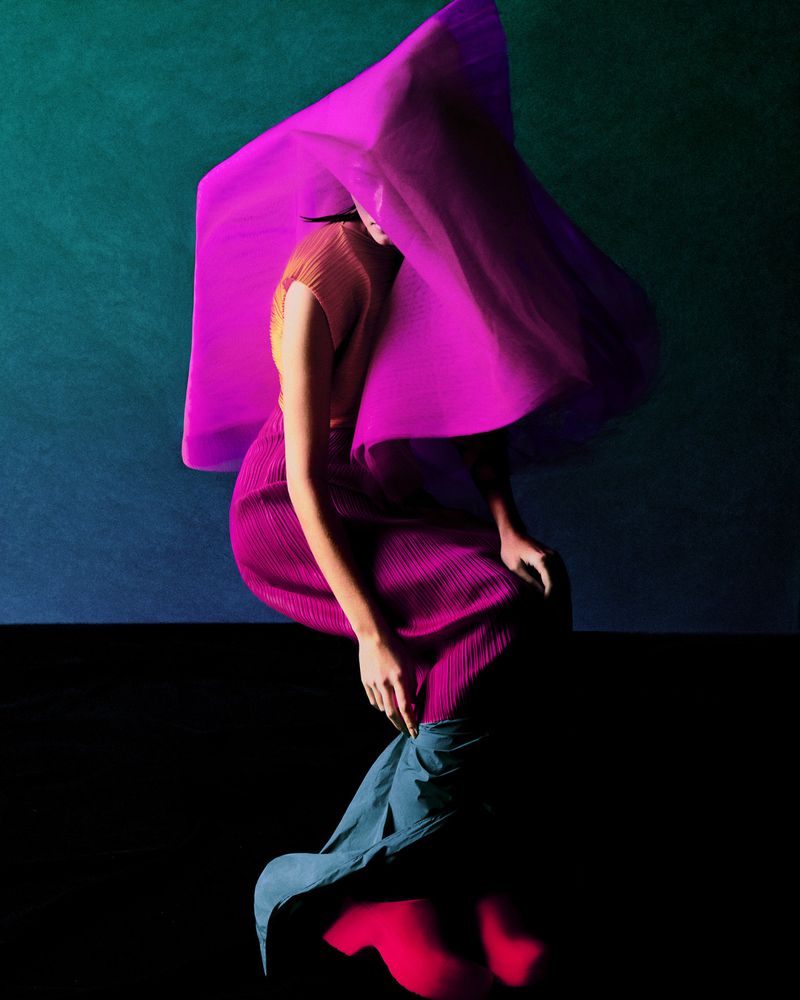 Color (Harper's Bazaar Taiwan)