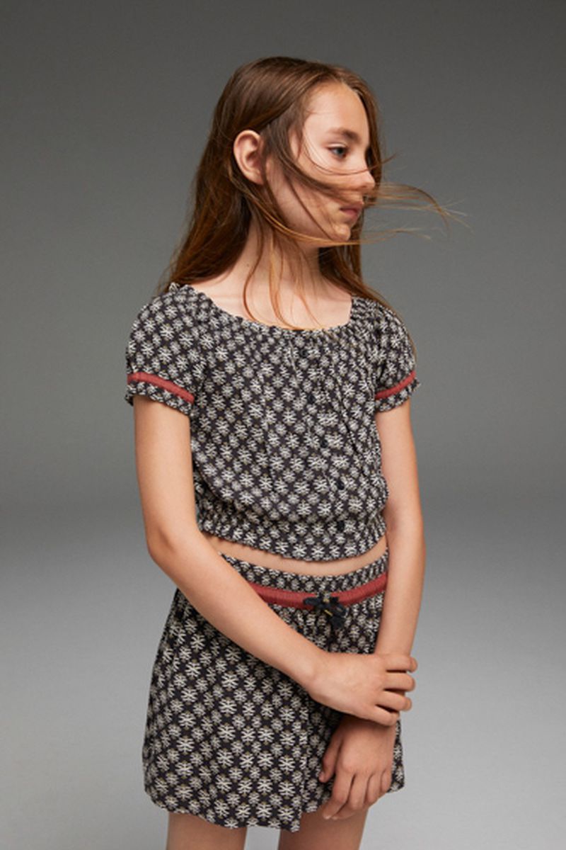 Sisley Young S/S 22 (Sisley)