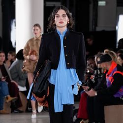 Lou Seriot - Model Profile - Photos & latest news