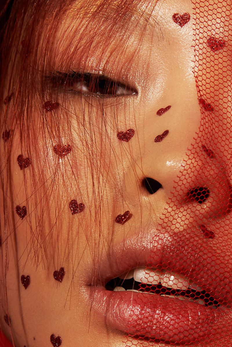 LE FIL ROUGE (Portrait)