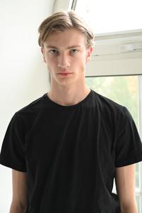 Jonathan Merle - Model - detail by client