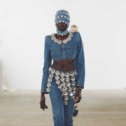 Awet Aleu - Model Profile - Photos & latest news