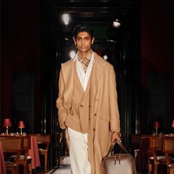 Pratik Shetty - Model Profile - Photos & latest news