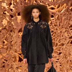 Enya Davis - Model Profile - Photos & latest news