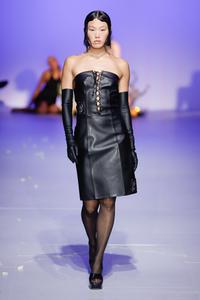 Dorothy Cheng - Model - detail by people