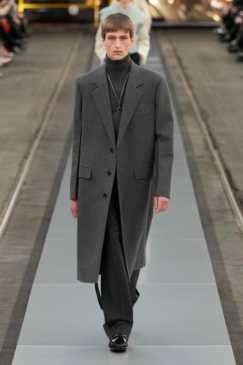 Tod's F/W 2024 Show (Tod's)