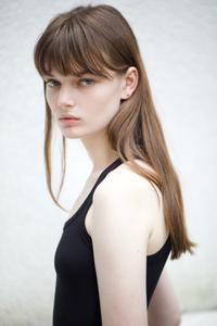 Lilli Cummings - Model Profile - Photos & latest news