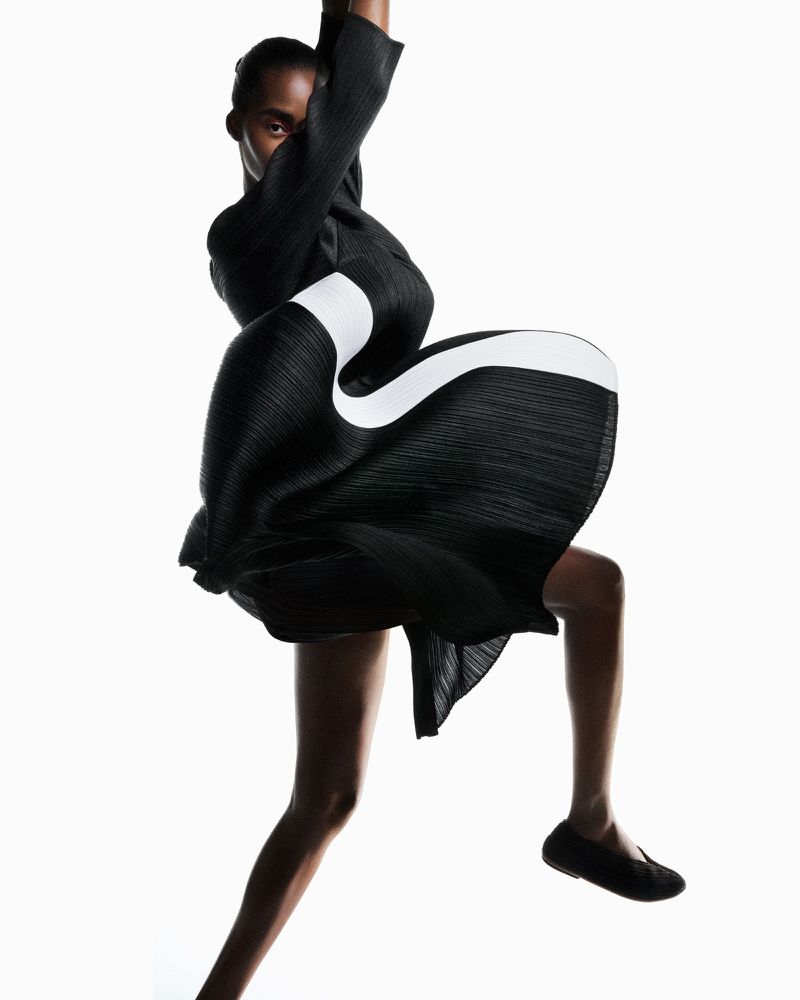 PLEATS PLEASE ISSEY MIYAKE 2024 Campaign (Issey Miyake)