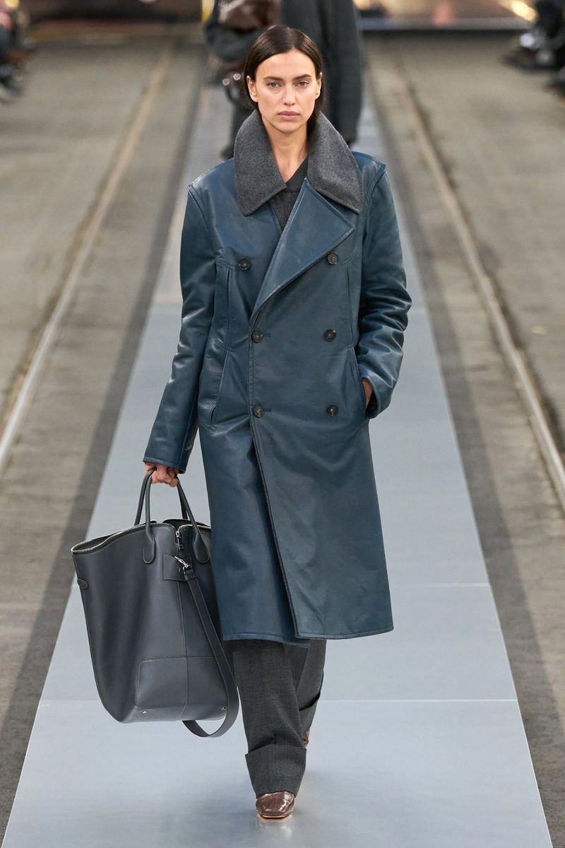 Tod's F/W 2024 Show (Tod's)