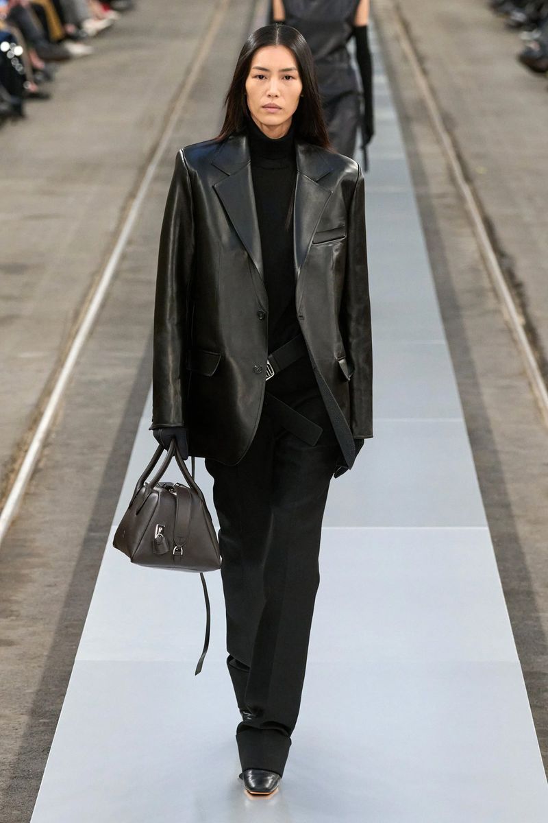 Tod's F/W 2024 Show (Tod's)