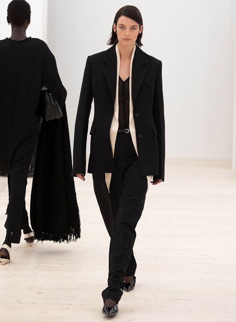 Totême F/W 24 Show (Totême)