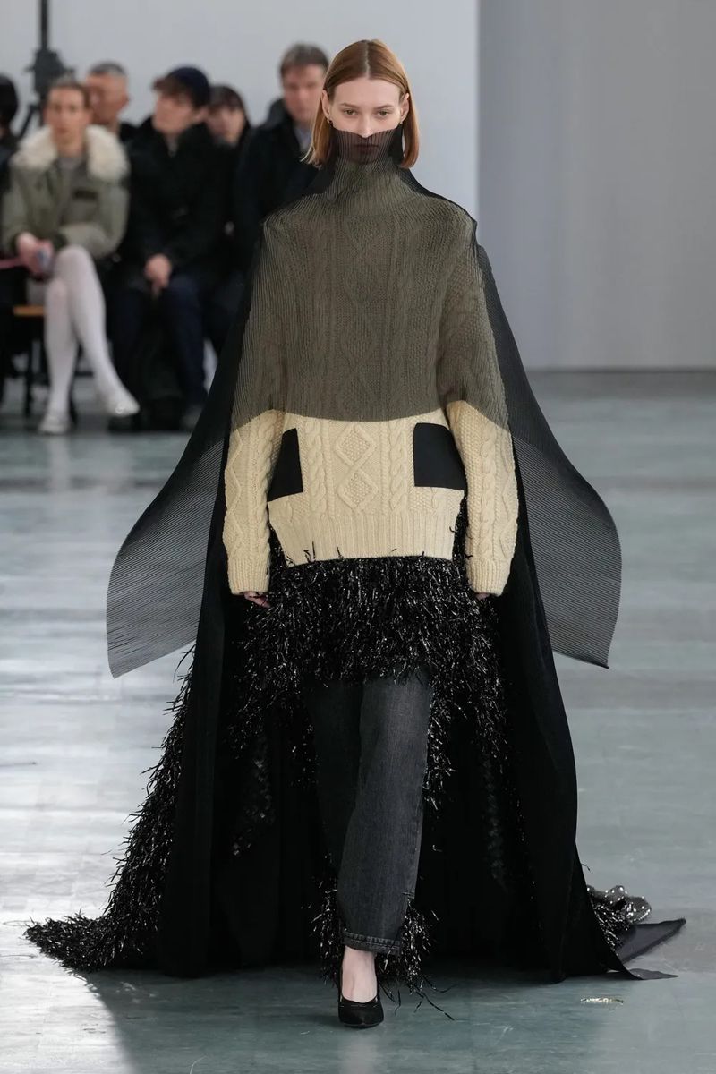 Undercover F/W 24 Show (Undercover)
