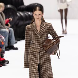 Saunders - Model Profile - Photos & latest news