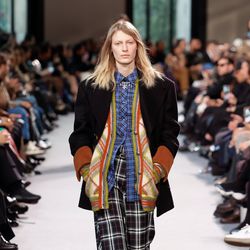 Duffy - Hair Stylist Profile - Photos & latest news