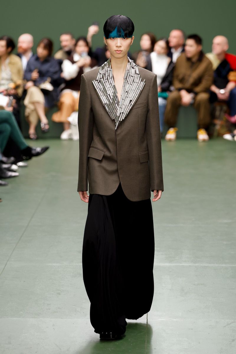 Loewe F/W 24 Show (Loewe)