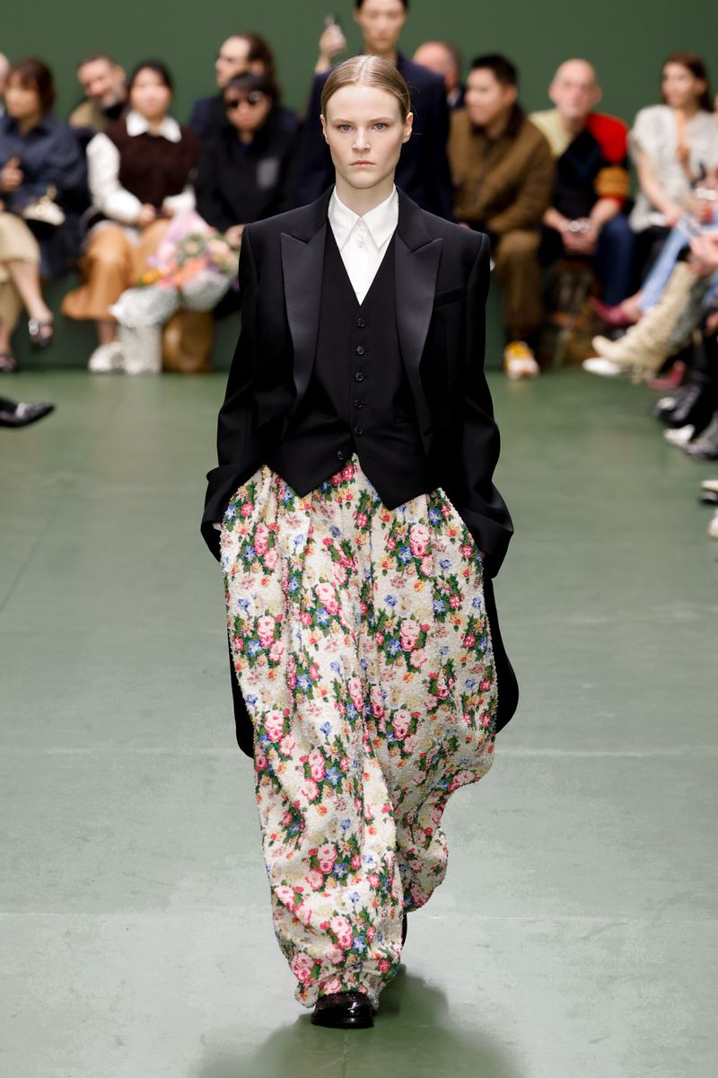 Loewe F/W 24 Show (Loewe)