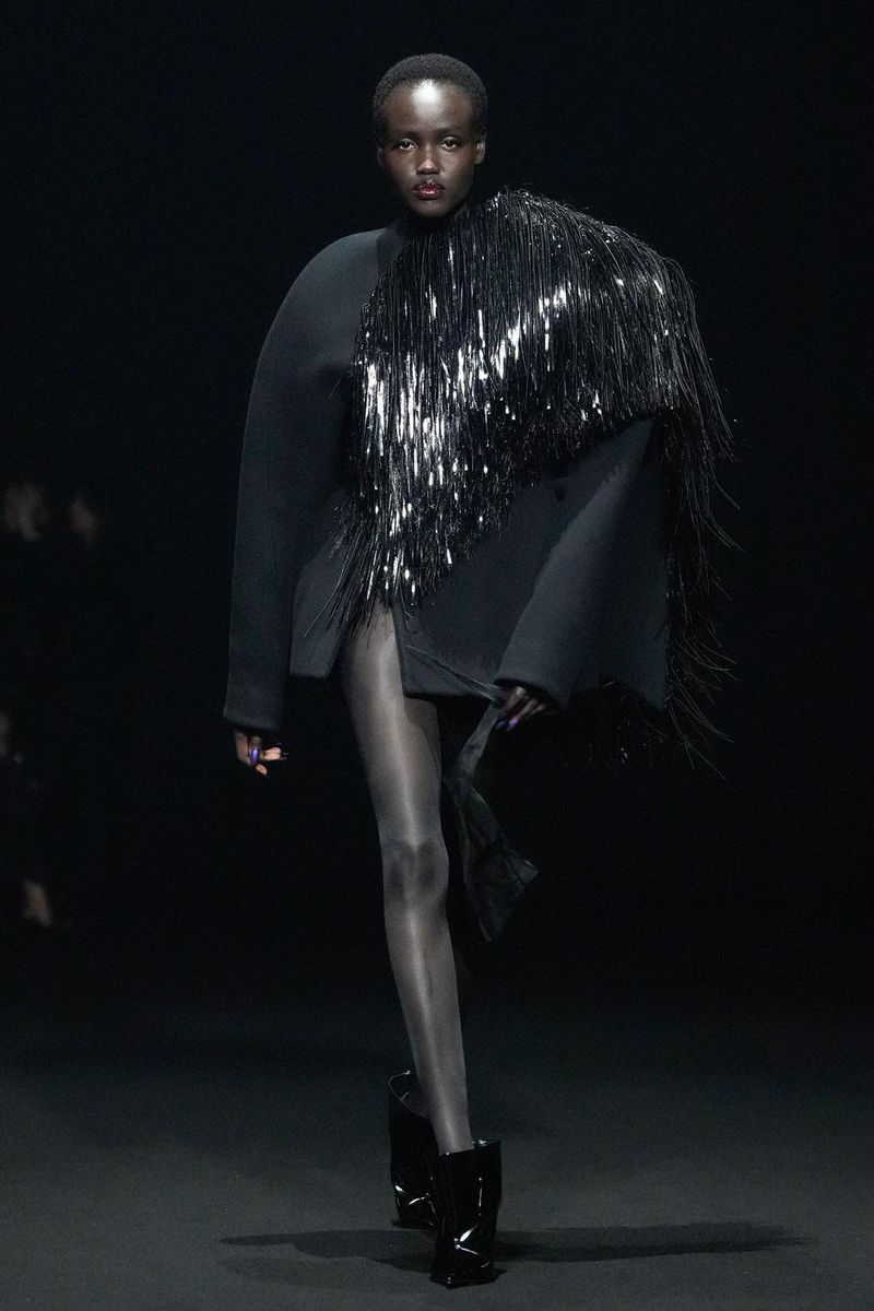 Mugler F/W 24 Show (Mugler)
