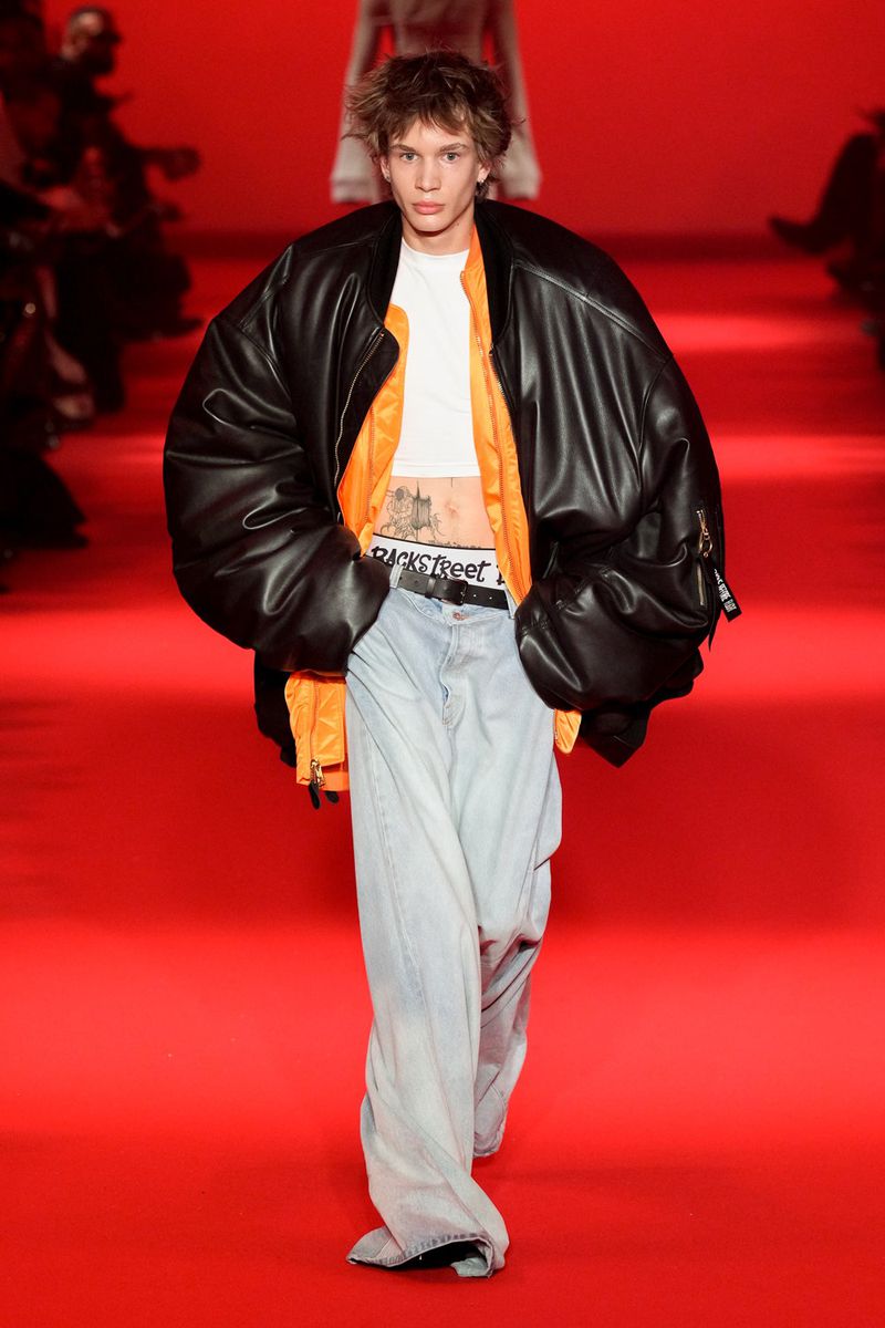 Vetements F/W 24 Show (Vetements)