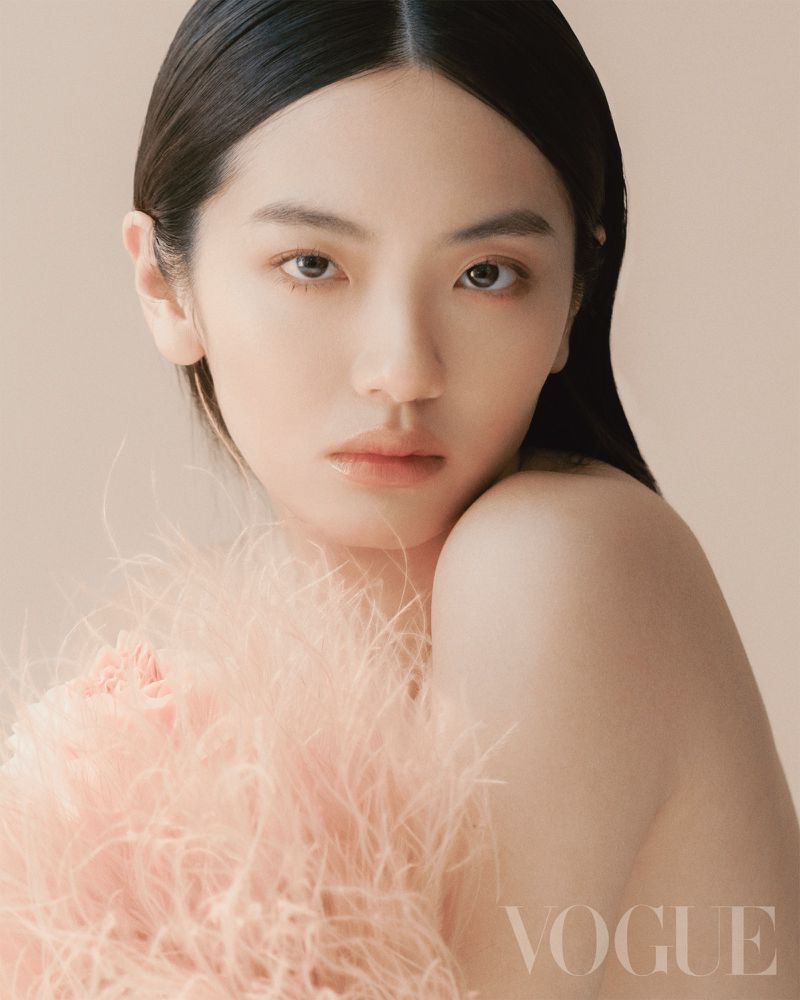 peach fuzz by zhang ahuei (Vogue Taiwan)