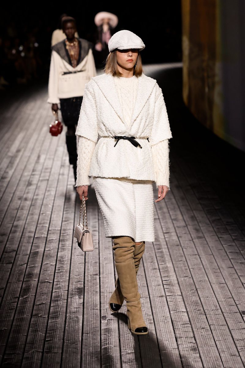 Chanel F/W 24 Show (Chanel)