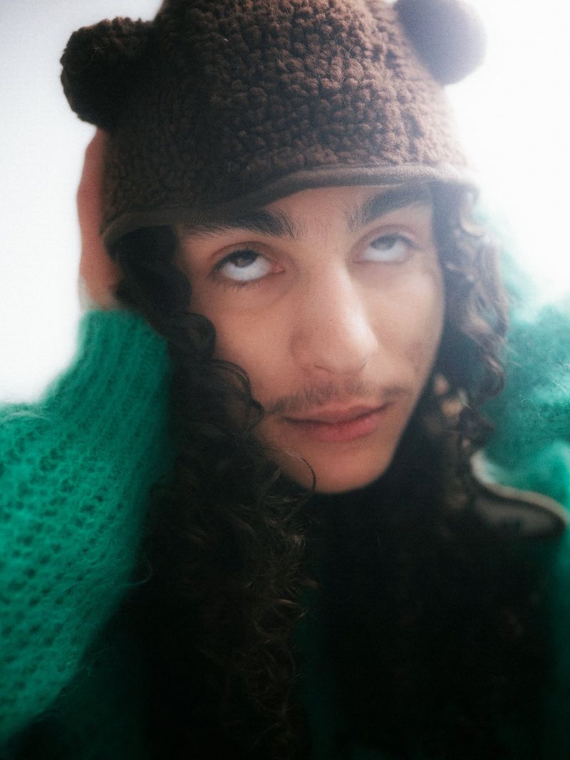 Retro graphics : a documentary on dualism and on a distracted gaze ...