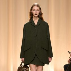 Lydia Reid - Model Profile - Photos & latest news