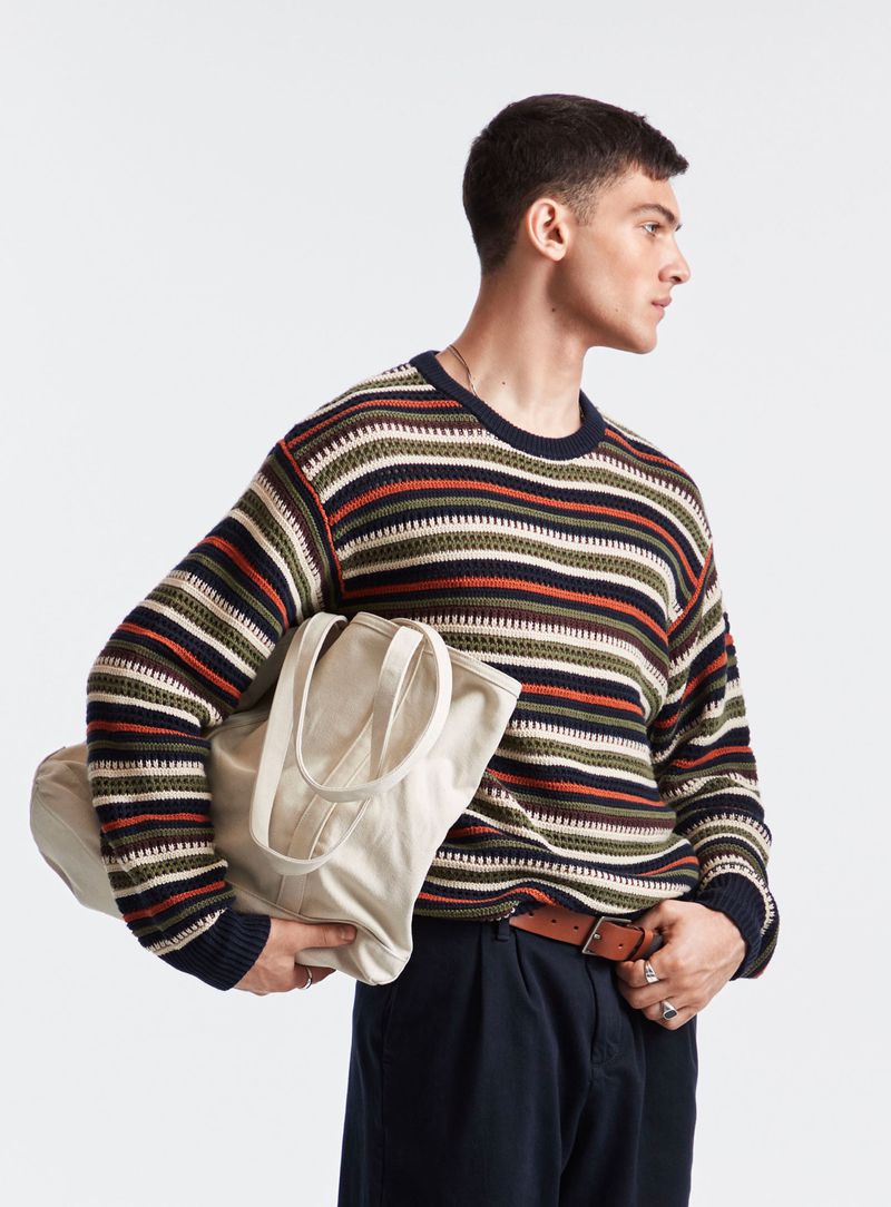 Le 31 Campaign Transition (Simons Canada)