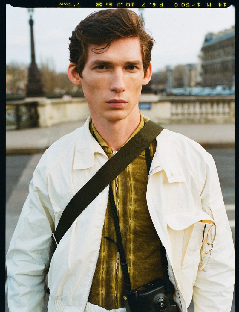 BEHIND BILL (WSJ. Magazine China)