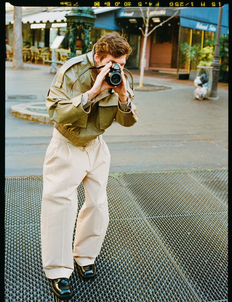 BEHIND BILL (WSJ. Magazine China)