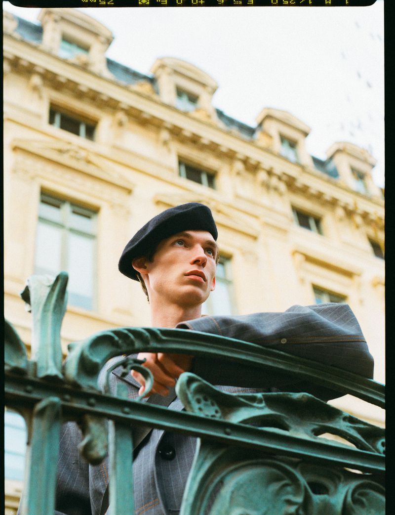 BEHIND BILL (WSJ. Magazine China)