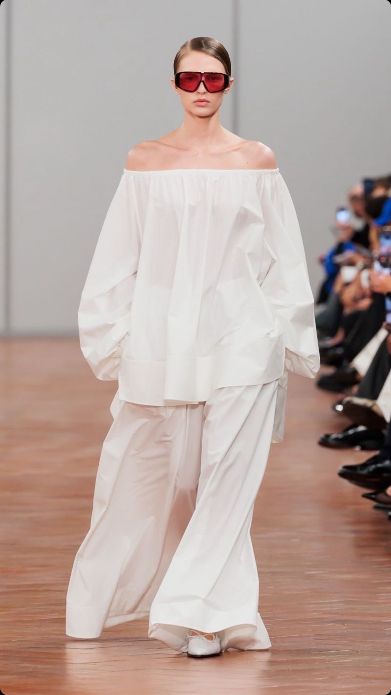 COS S/S 24 Show Rome (COS)