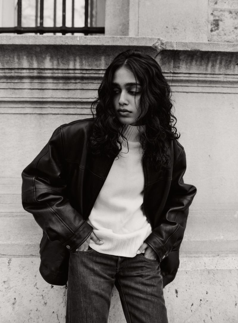 Mahi in Paris (Portrait)