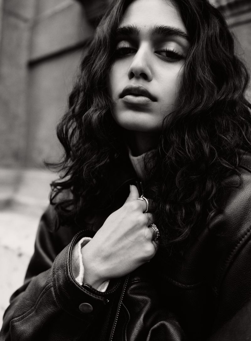 Mahi in Paris (Portrait)