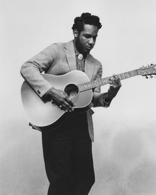 Leon Bridges - Entertainer Profile - Photos & latest news