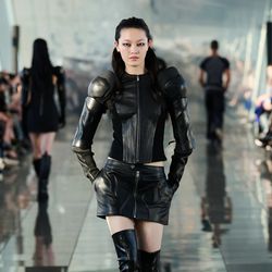 Li Linzi - Model Profile - Photos & latest news